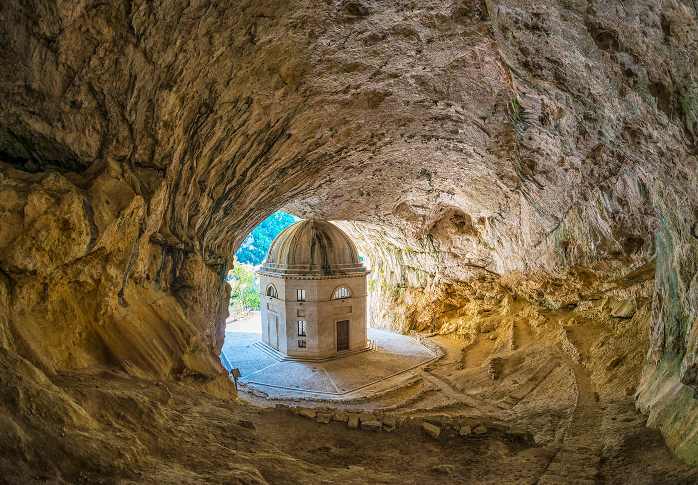 Flash sul mondo ... di tutto, di più: Il tempio del Valadier, il ...