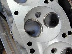 Motor Drag Ninja : Karakteristik Bentuk Ruang bakar hemispherical