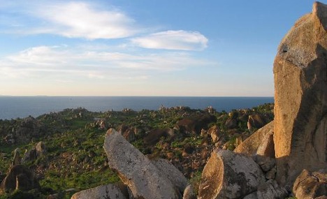 WONDERLICIOUS TOUR AND TRAVEL: MWANZA,ROCK CITY