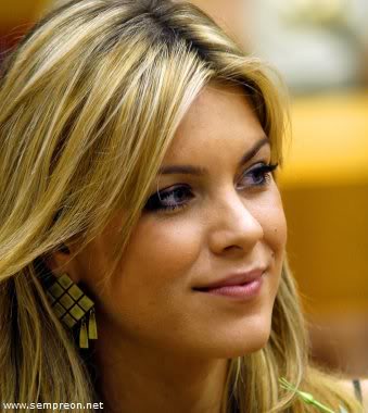 Fotos Sensuais De Renata Fan