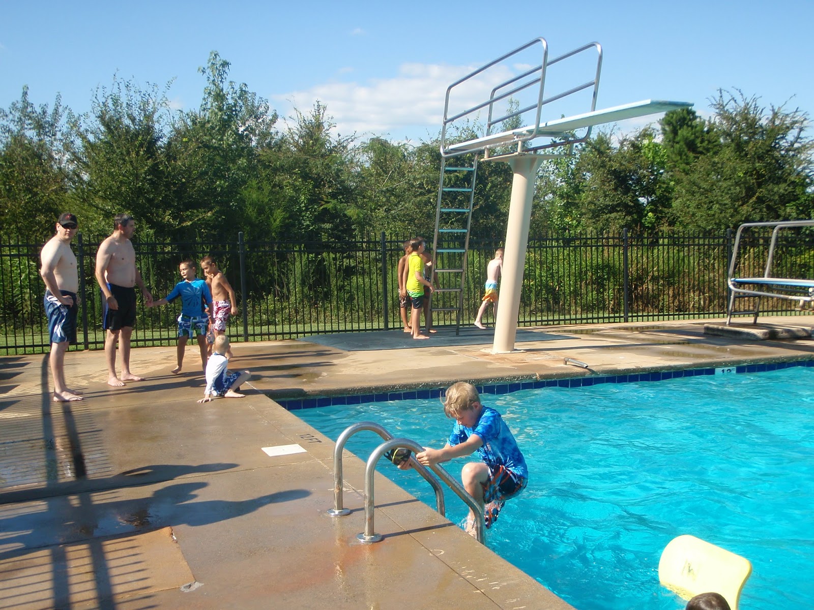 Cub Scout Pack 254: PACK 254'S BACK TO SCOUTS POOL PARTY