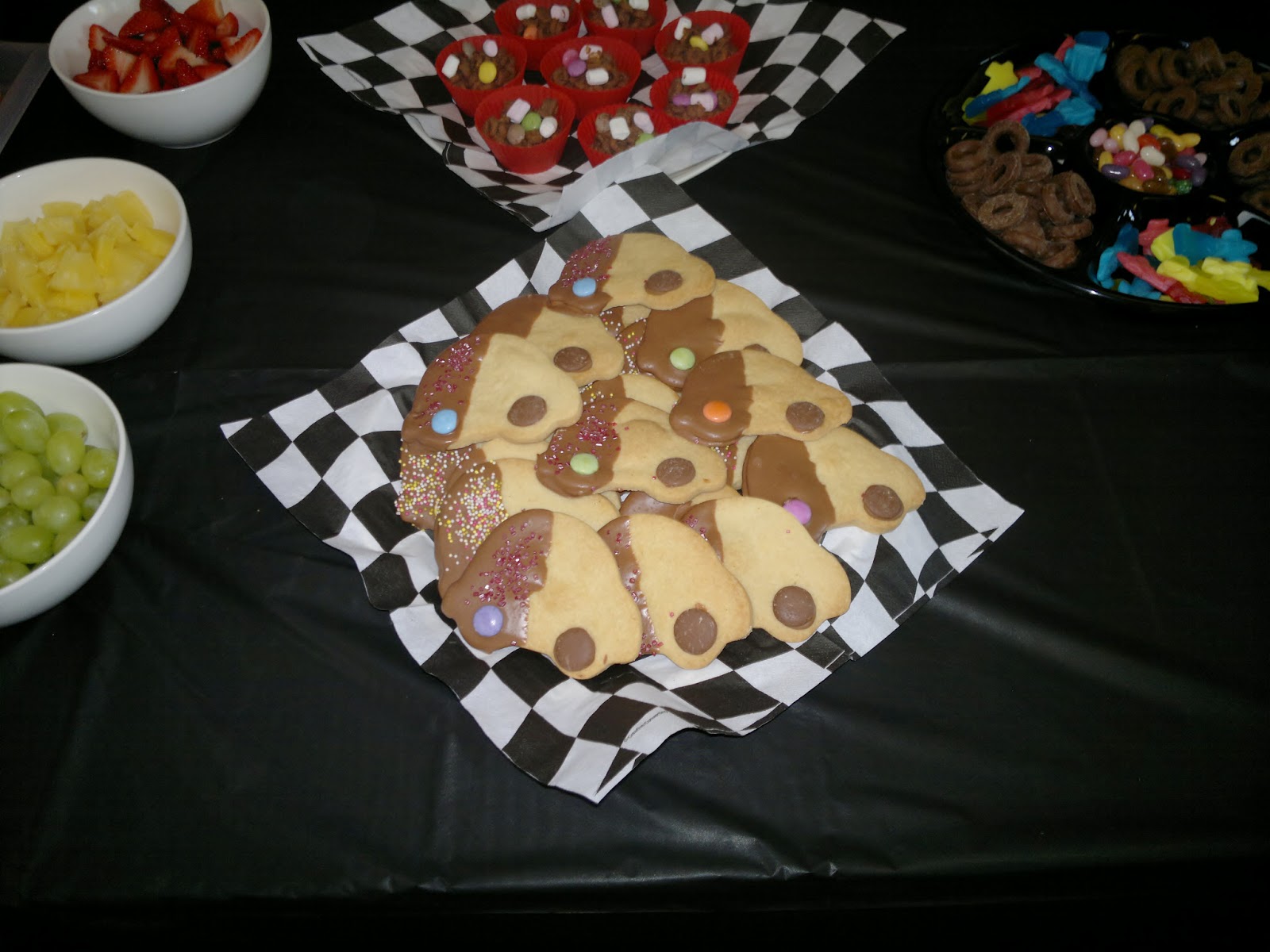 Posted by Unknown at 7:00 pm