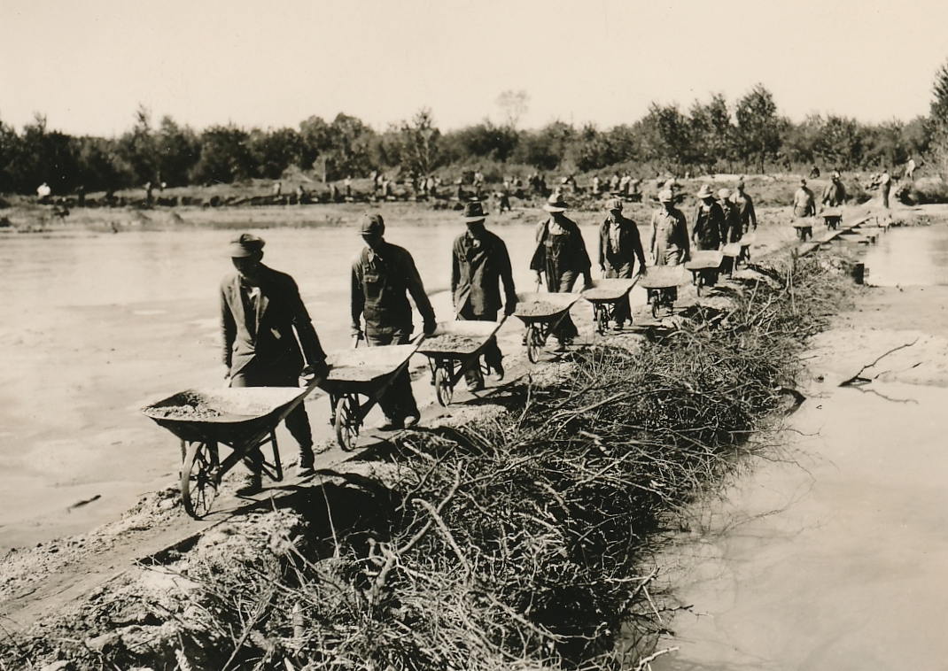 New Deal of the Day: Roosevelt's Wheelbarrow Army