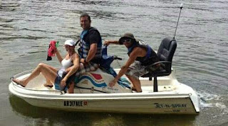 Random Notes: Mini Boston Whaler - $2800 (72135)