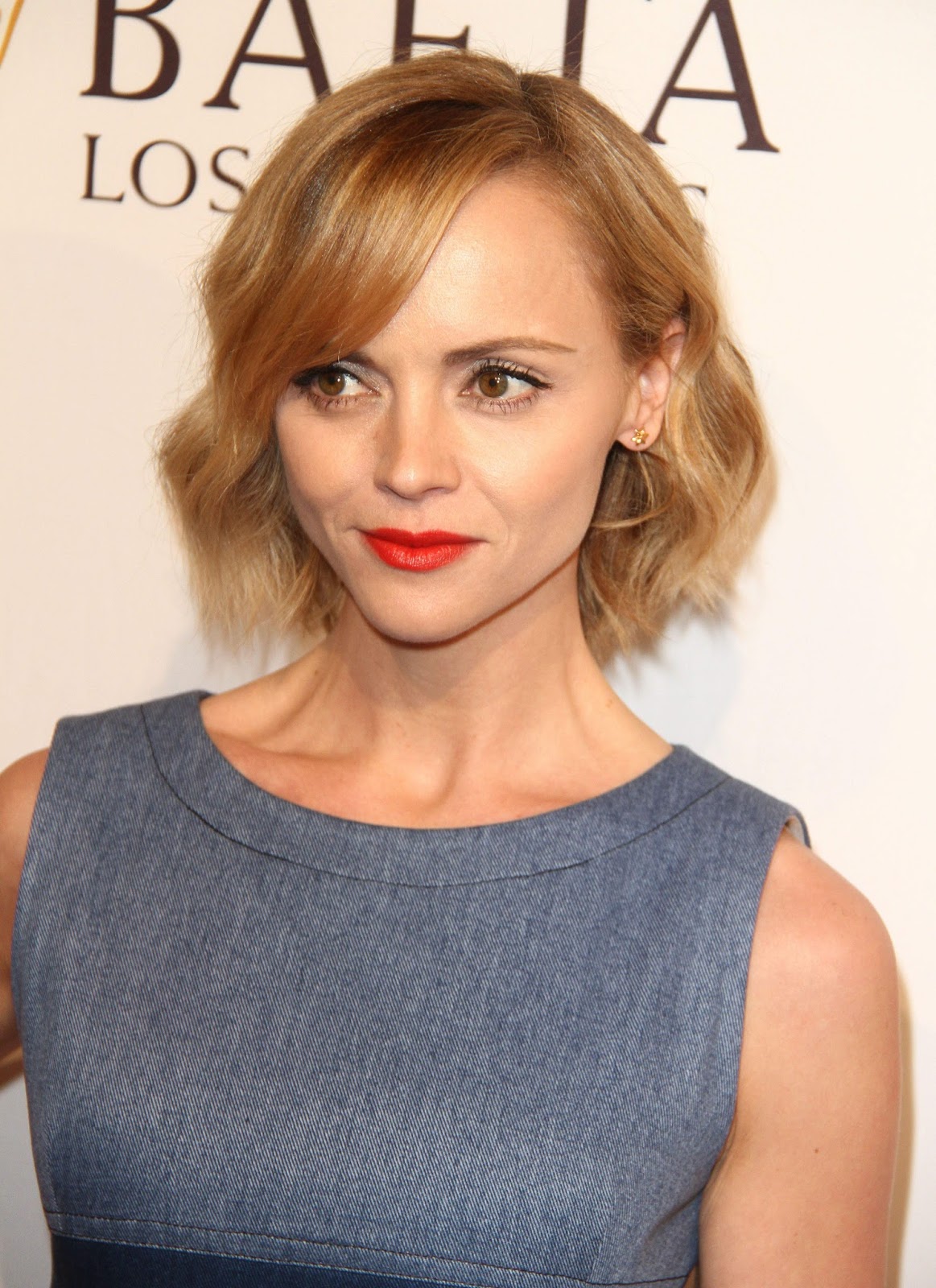 Daily Celebrities Paparazzi, Candid and Photoshoot Pictures: Christina ...