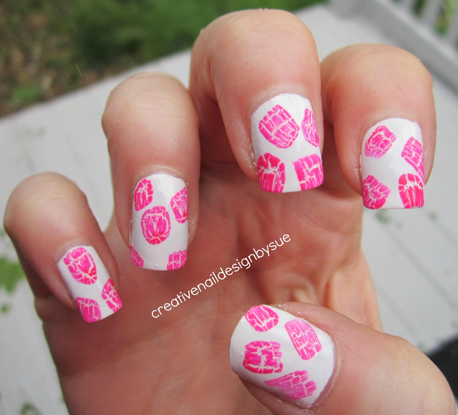 Creative Nail Design by Sue: Playing with Crackle