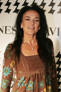 HISTORY OF AUSTRALIAN MUSIC FROM 1960 UNTIL 2000: LISA EDWARDS