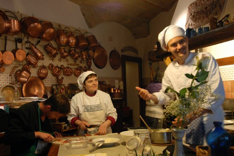 50 Years In Italy: Living in a Castle in Italy: Proceno