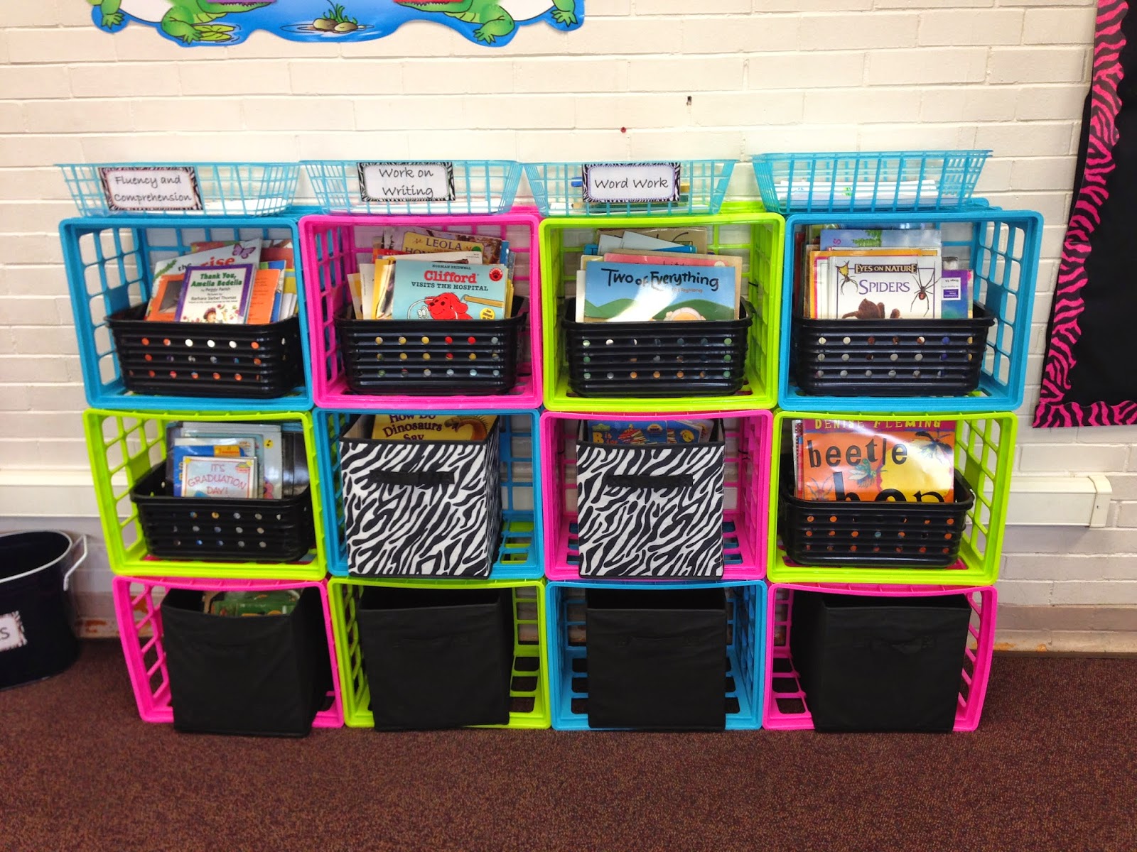 Classy In The Classroom: Classroom Tour and First Day of School Outfit!