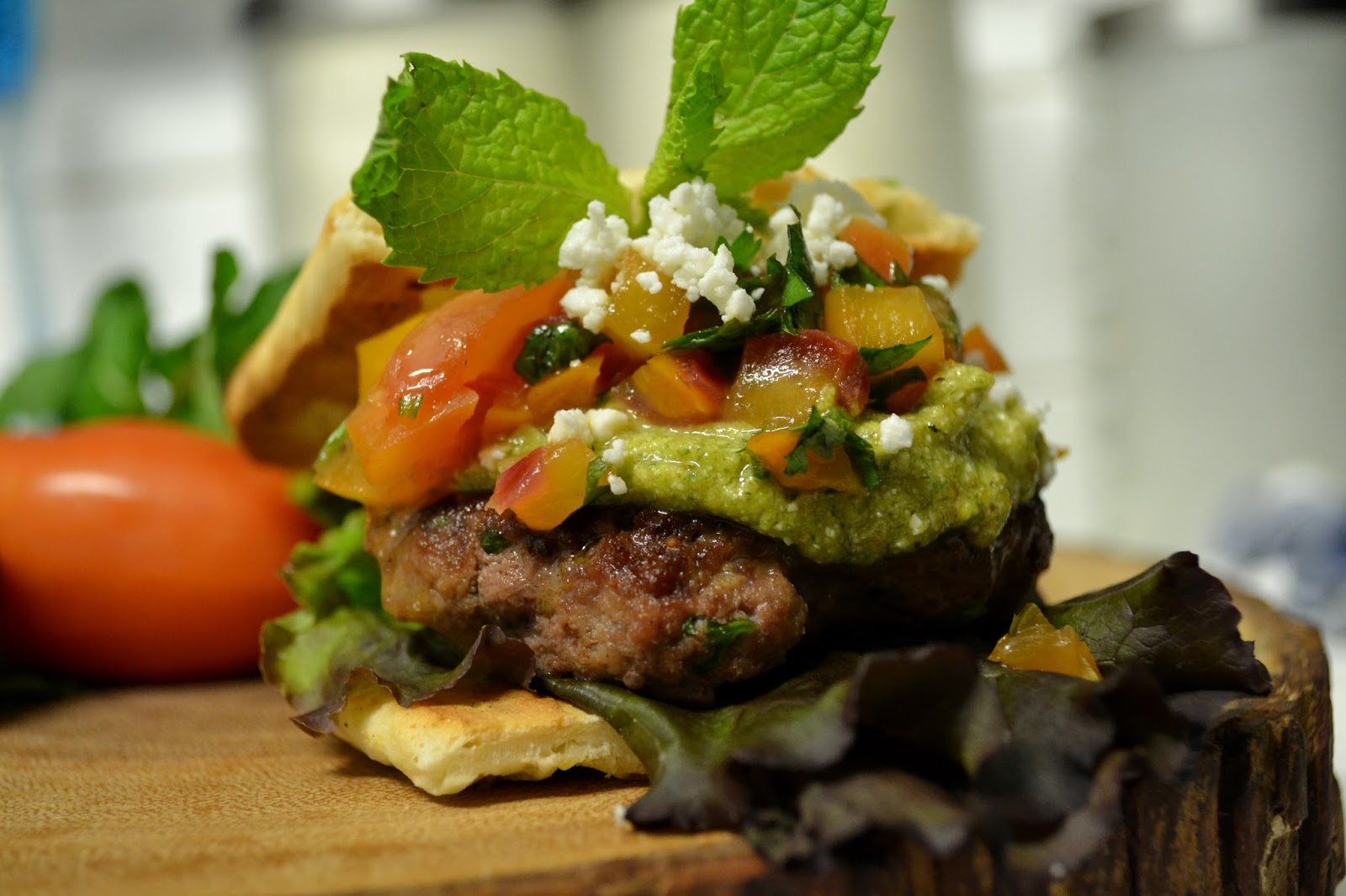 Emily's Eats: Moroccan Naan Sliders with Peach Chutney and Pistachio Pesto