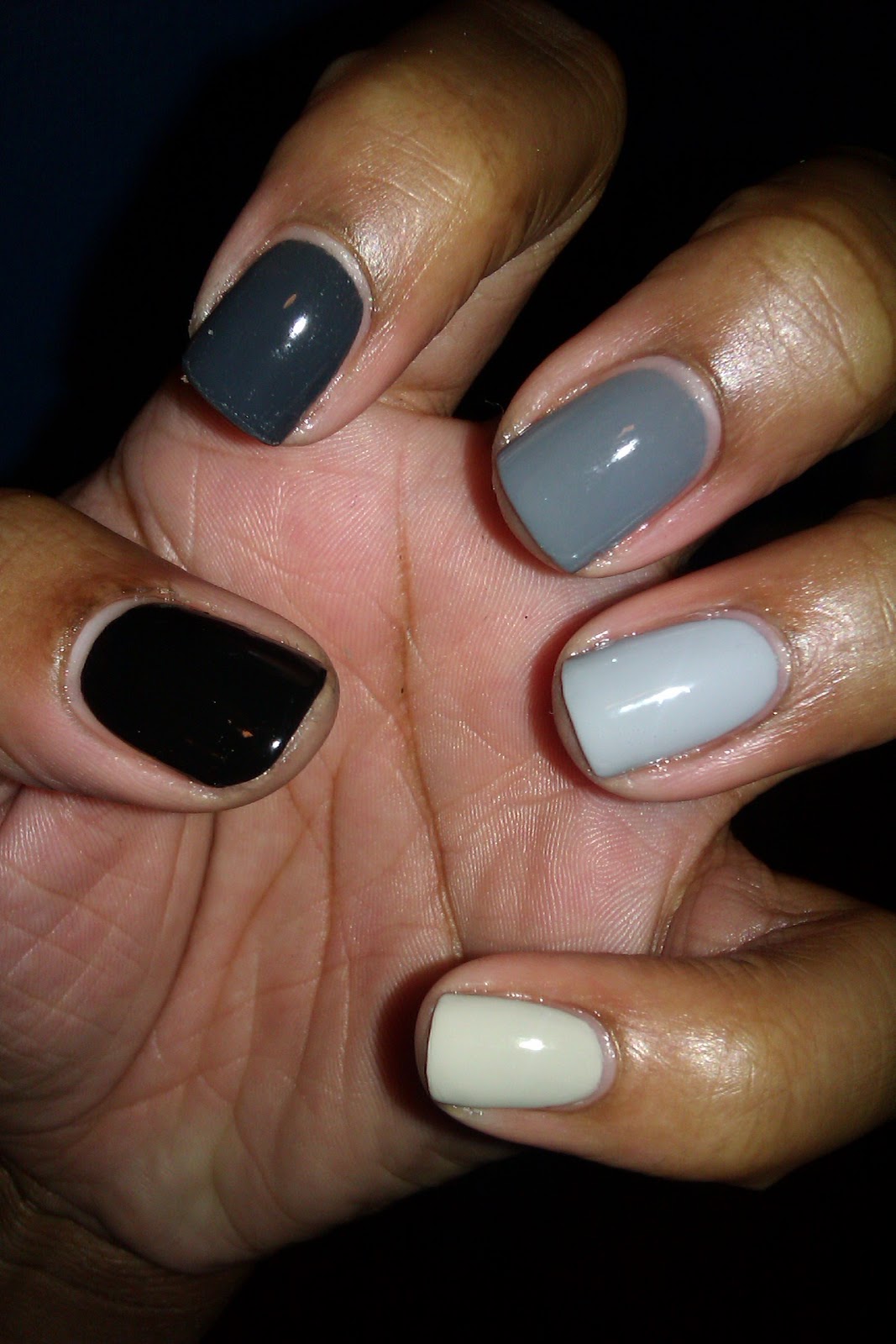 Fairly Charming: A Monochromatic Mani (aka Ombre :P)