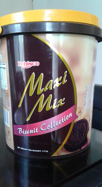 MY San Happy Time Assortment vs. Rebisco Maxi Mix Buckets: Which one is ...