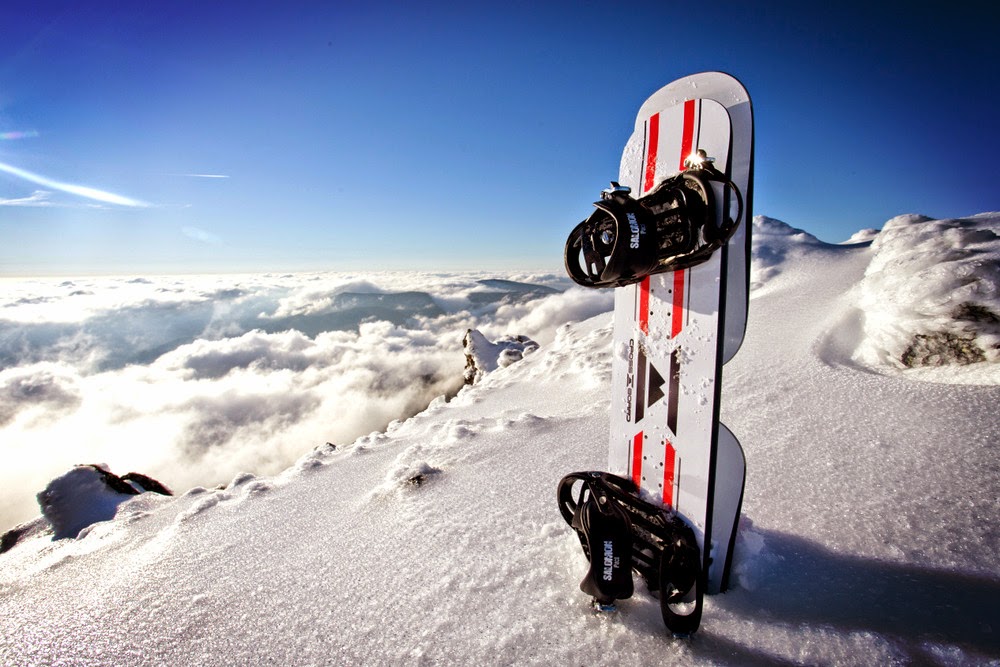 Reinventing the Snowboard, Take 47,564 - The Cross Board | illicit Blag