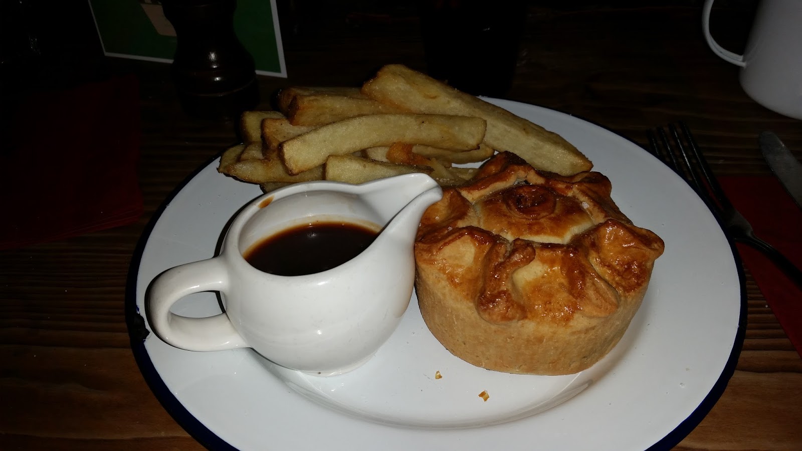 Pierate - Pie Reviews: Are Putney Pies REALLY the finest in the land?