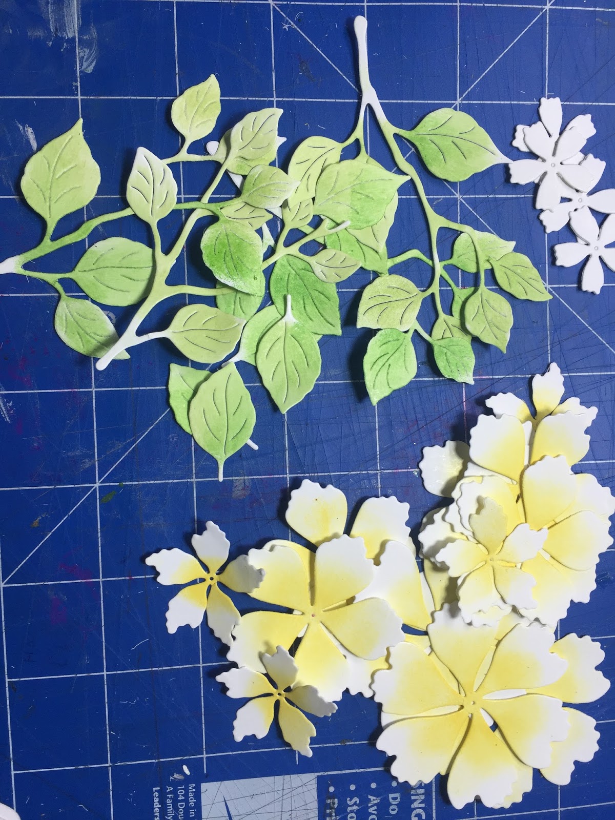 CottageCutz: DELICATE BLOSSOMS