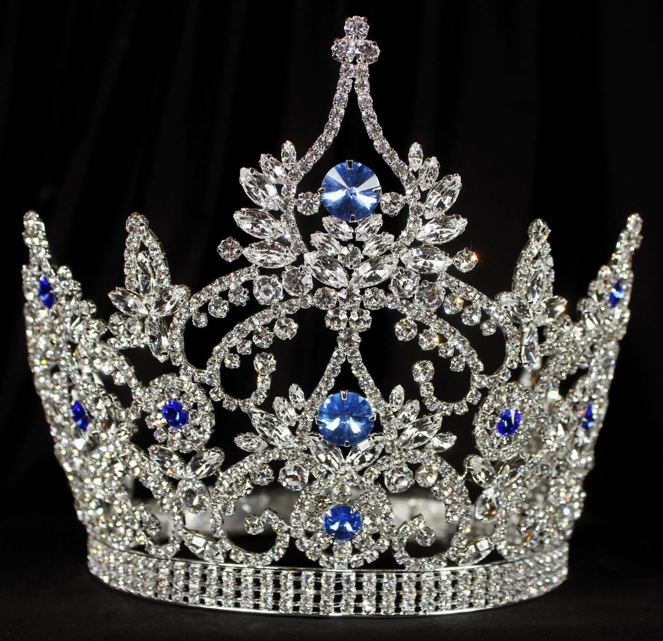 Miss AMALIA FUENTES: The Certified REAL- "CROWNED" "QUEEN OF PHILIPPINE ...