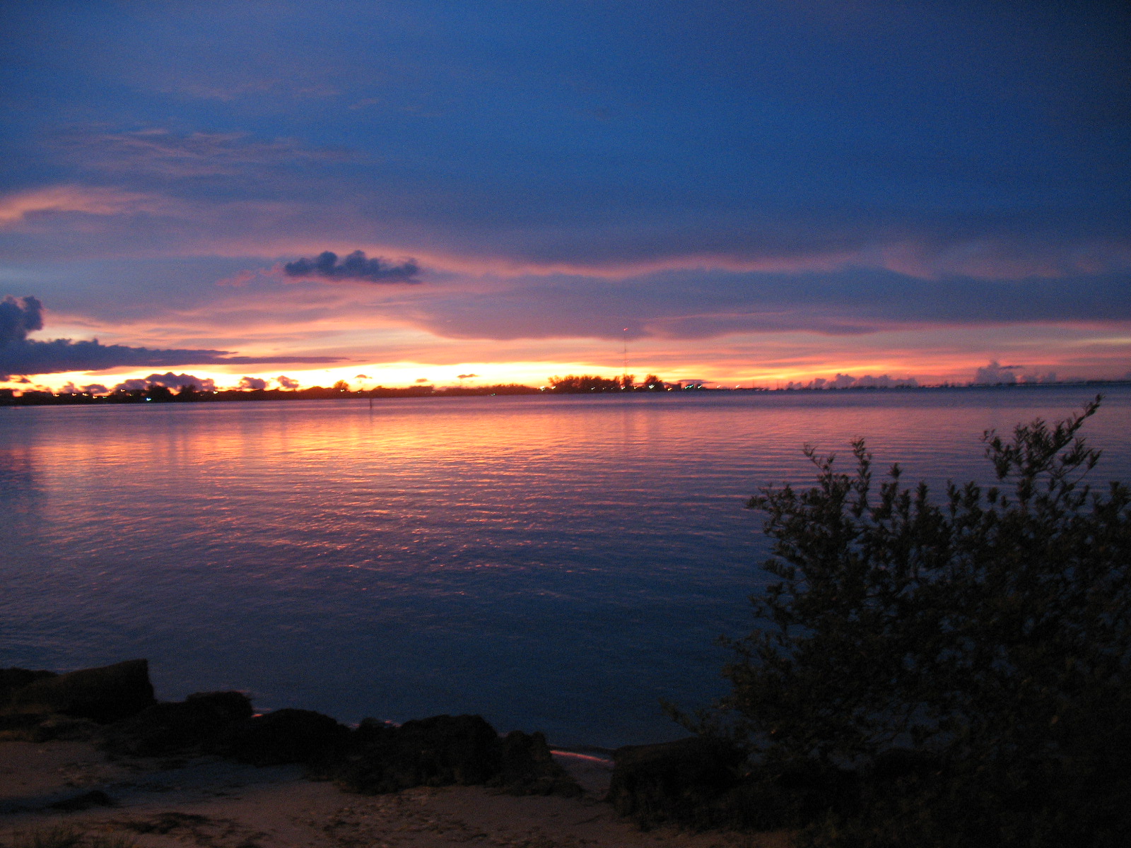 liquidsummer: The most AMAZING sunset!