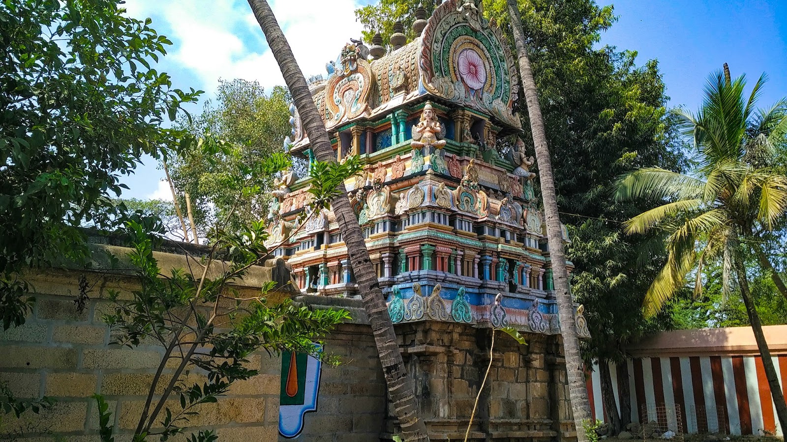 Tamilnadu Tourism: Vadivazhagiya Nambi Perumal Temple, (Sundararaja ...