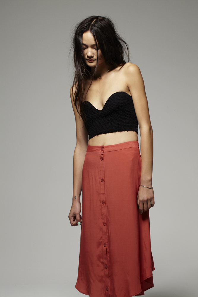 Parisienne: MUST HAVE : Bare-Midriffs