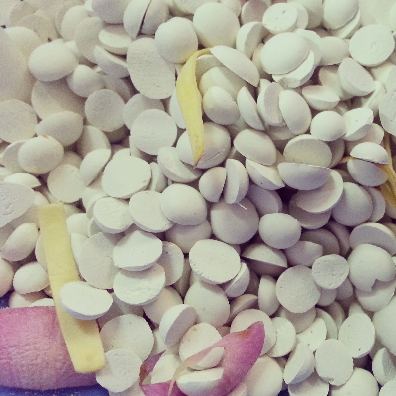 BEDAK SEJUK TRADISIONAL KELEBIHANYA & CARA PENGGUNAANYA