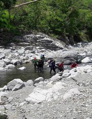 Mt. Sicapoo Traverse via Timarid-Simagaysay | How to survive a 9/9 ...