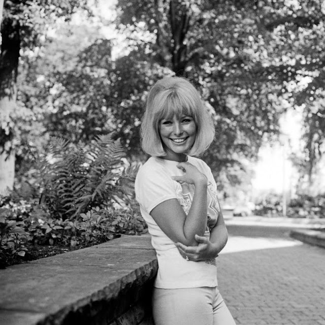 The Danish Bardot: 38 Glamorous Black and White Photos of Vivi Bach in ...