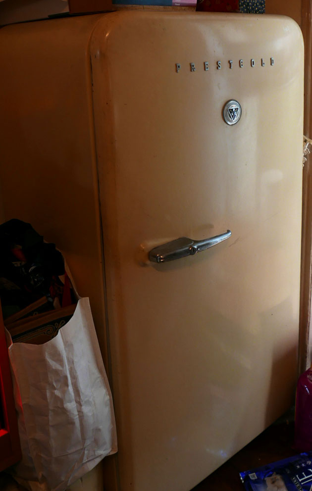Who wants a free 50s fridge?