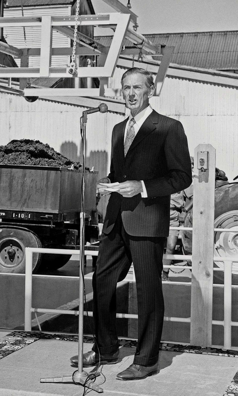 d r i n k s t e r: RAY BECKWITH'S 100TH BIRTHDAY PARTY