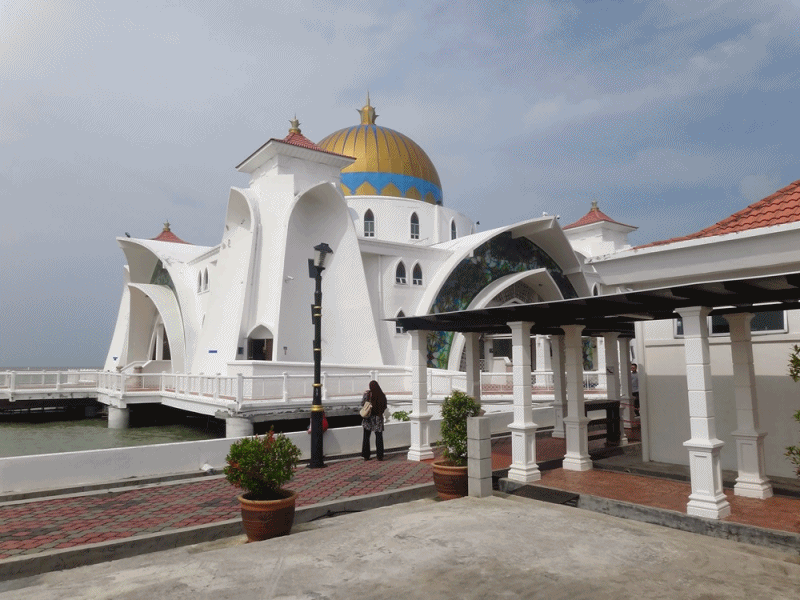 Masjid Selat Melaka