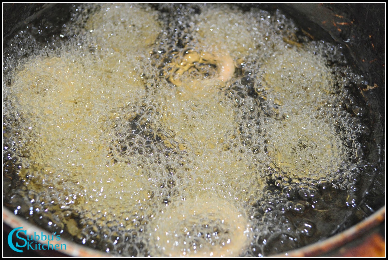 Ring Murukku Recipe | Rice Flour Rings Recipe | Spicy Ring Murukku ...