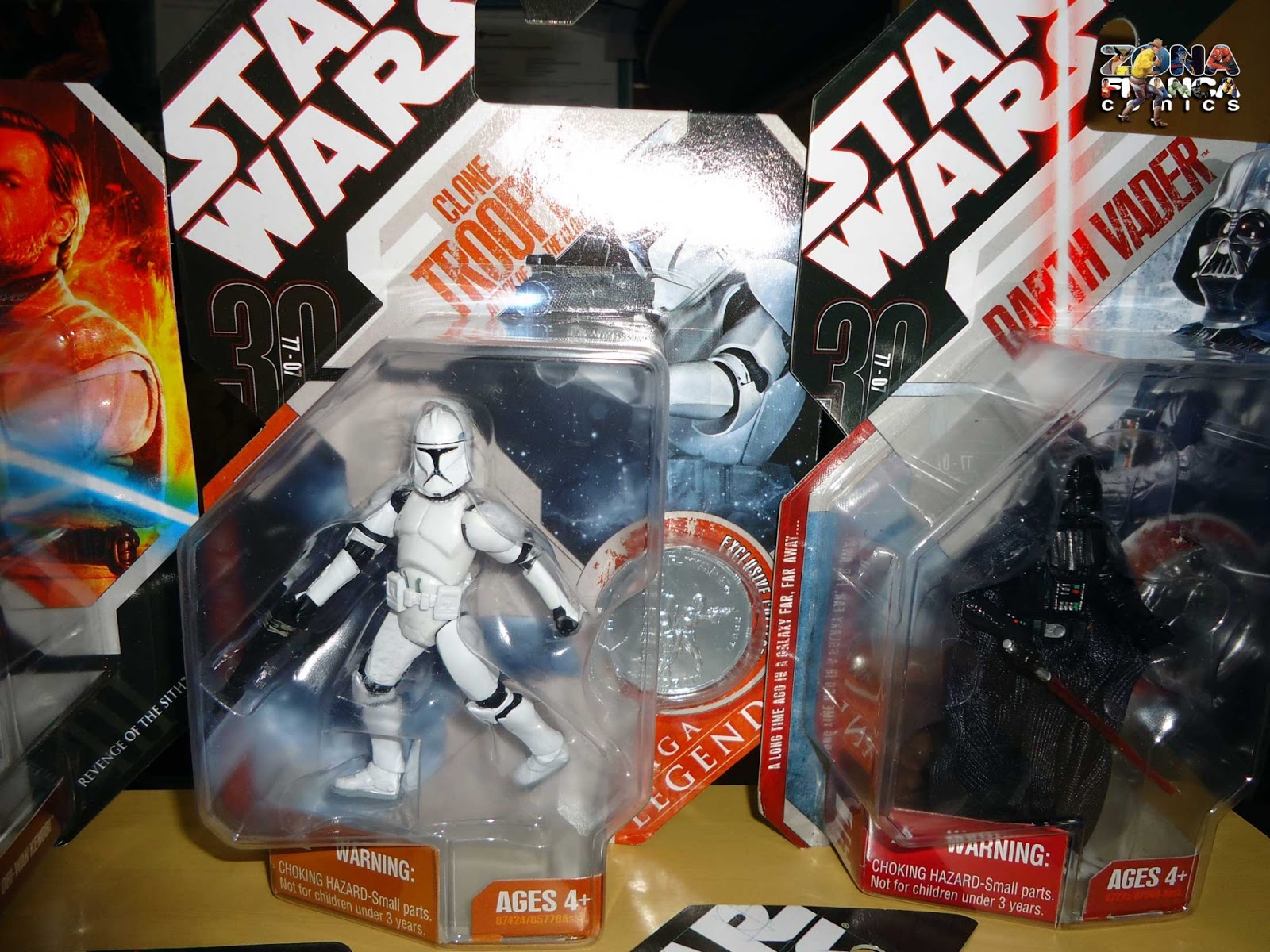 ZONA FRANCA COMICS: STAR WARS - ACTION FIGURES LACRADOS A VENDA
