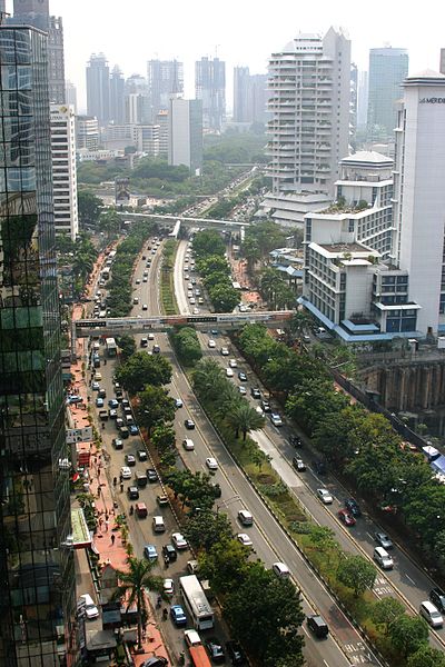Jalan Raya Utama: Jalan Jenderal Sudirman