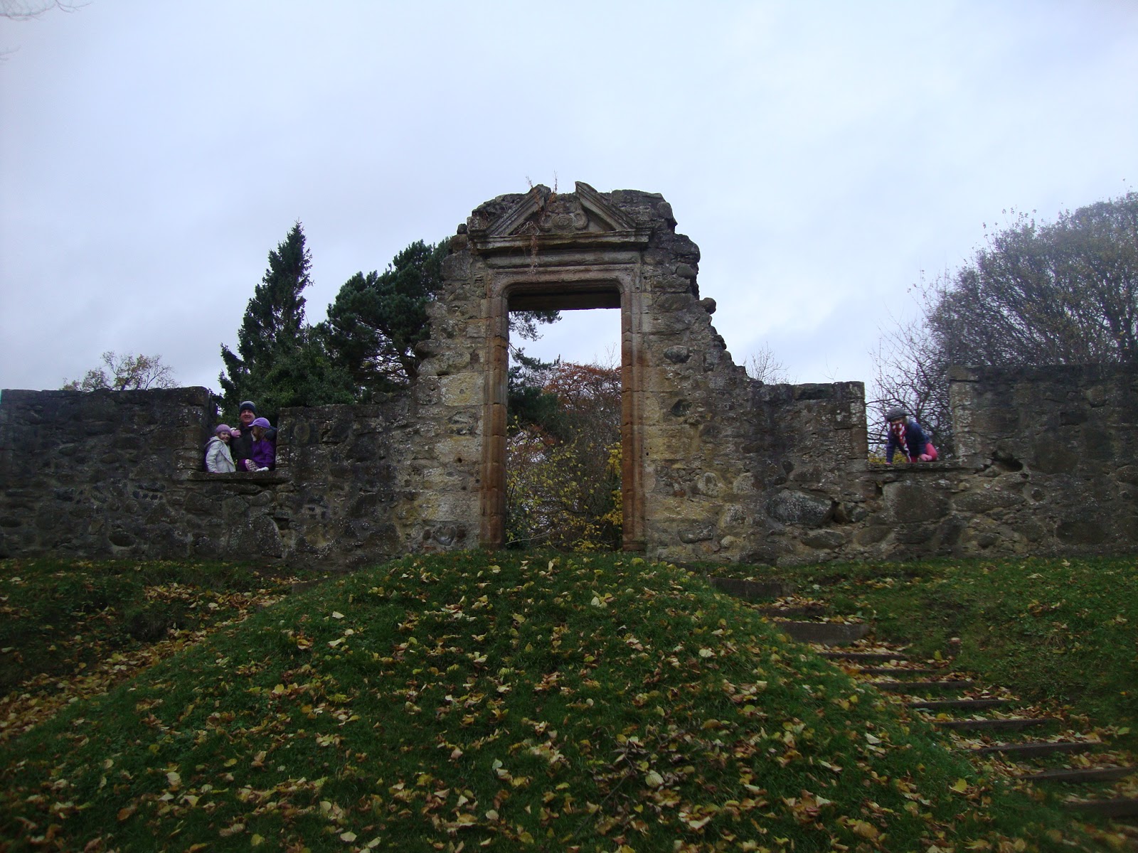 Running With Triplets: Walking in Edinburgh - Cammo Estate