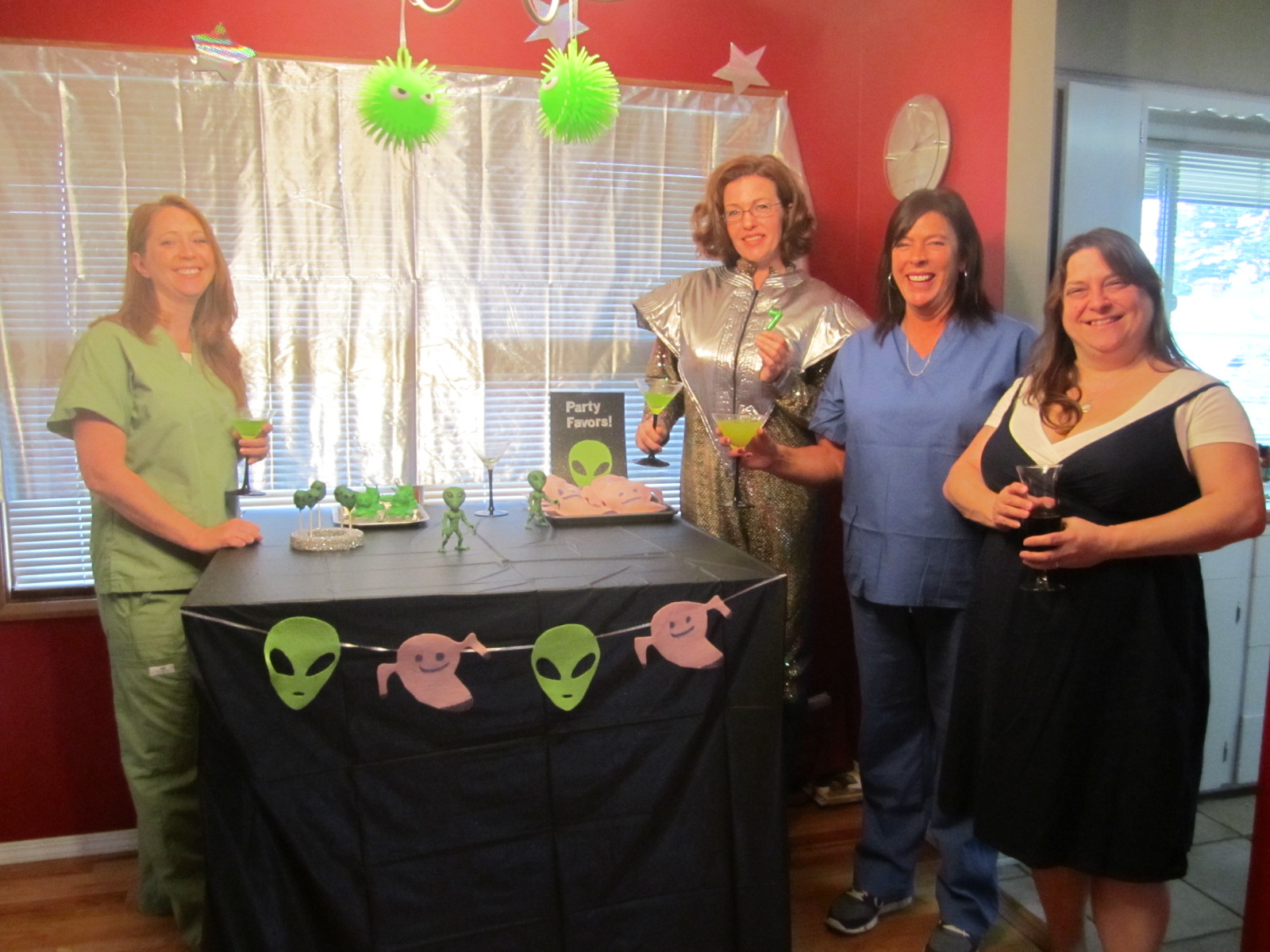 Fizzy Party: Alien Baby Party