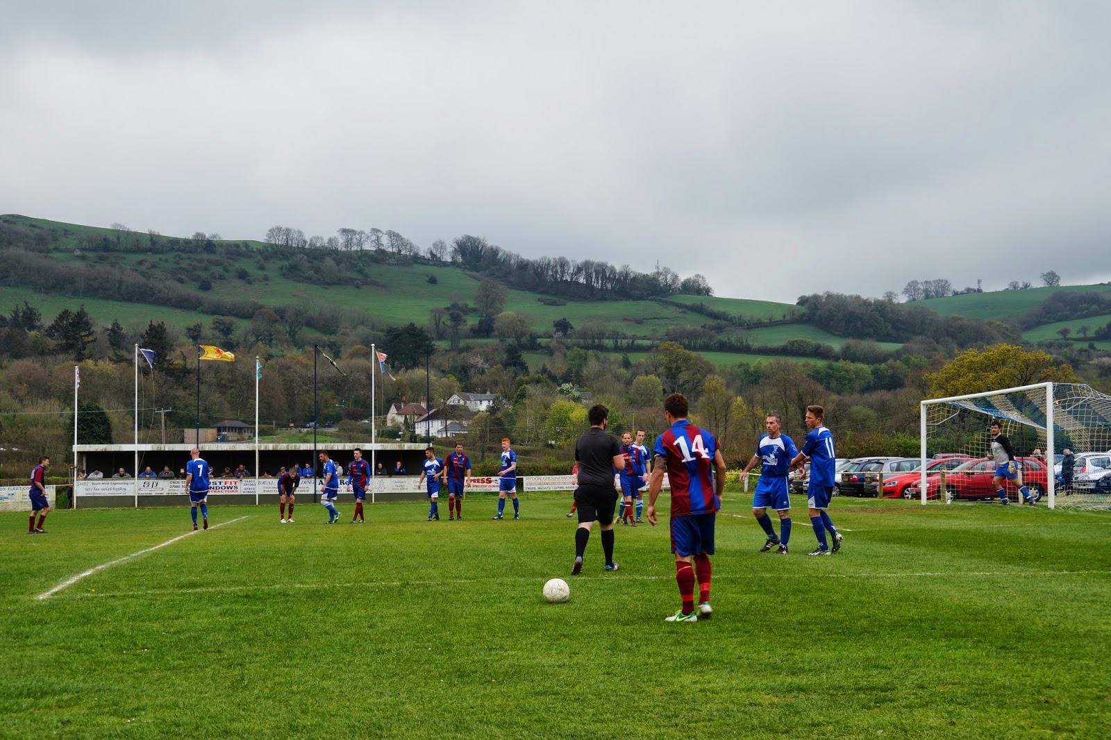 Extreme Football Tourism: ENGLAND: Liverton United FC