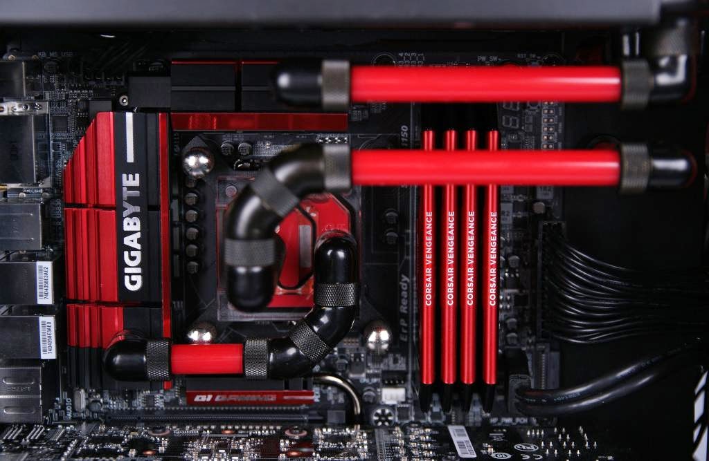 Mundo GIGABYTE: G1 Gaming Case Mod