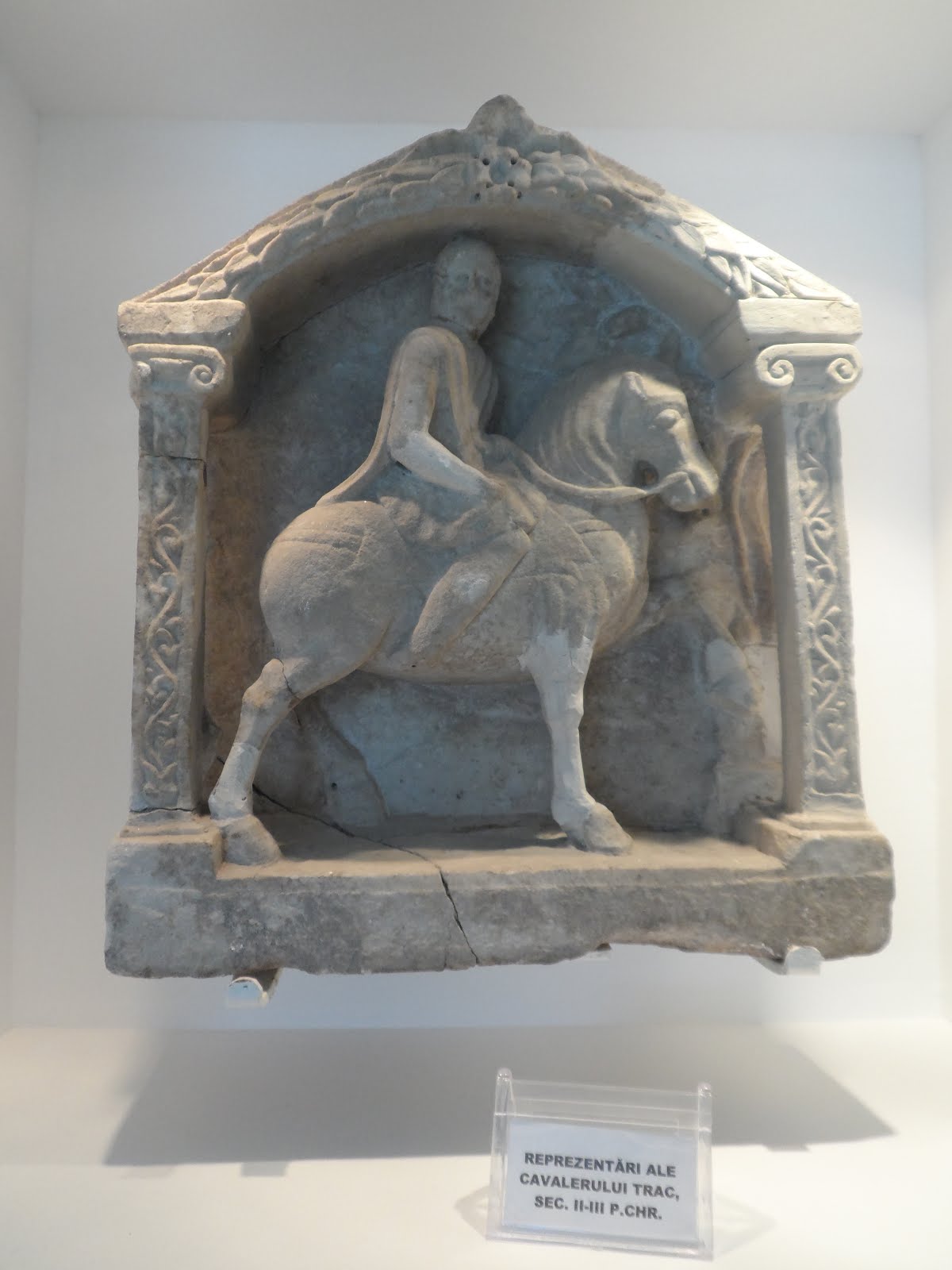 DRAGOŞ MARIUS CHIRIAC: Muzeul de Arheologie „Callatis” Mangalia