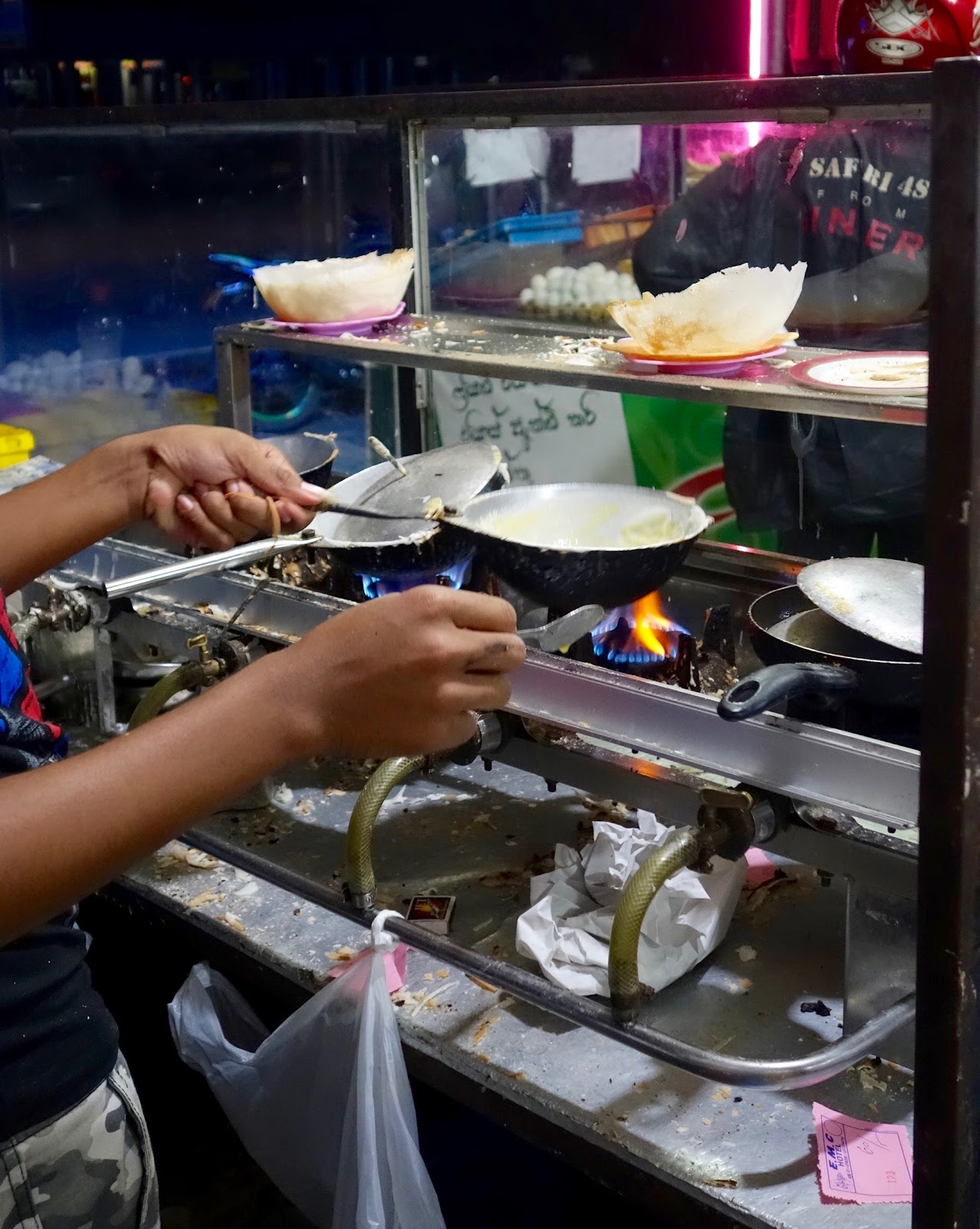 Hoppers, kottu & roti - Sri Lankan food - Eat - Explore - Enjoy