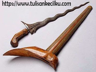 34 Senjata Tradisional Daerah Di Indonesia Lengkap Gambar dan ...