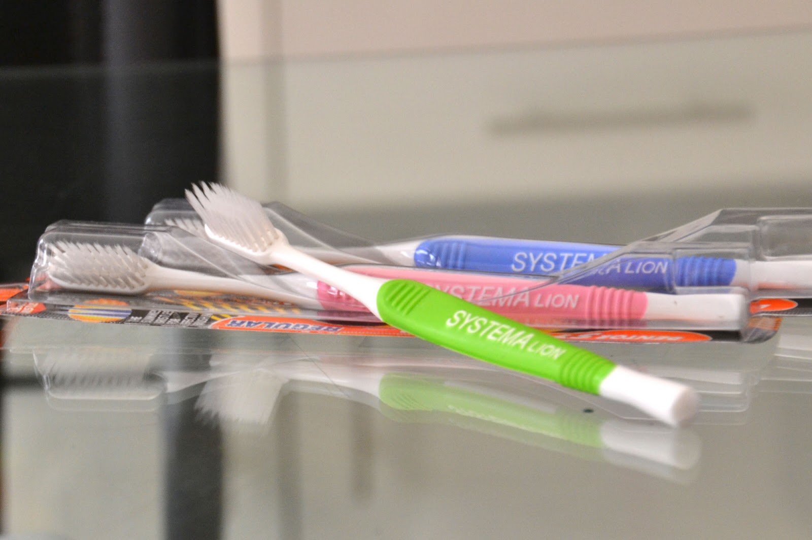 Smoochiloll*iKe: Dentor Systema Lion