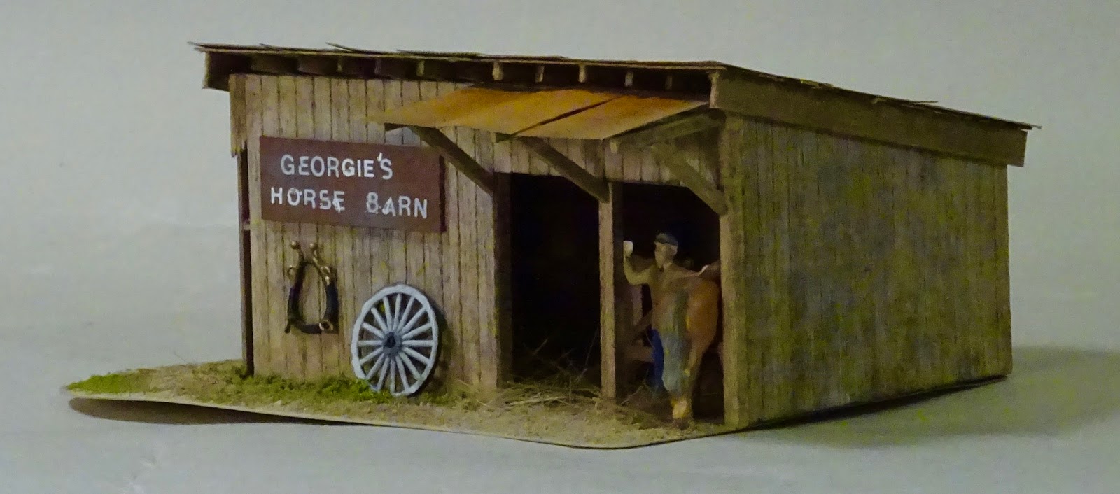 Model Railroad Minutiae: Small horse barn model