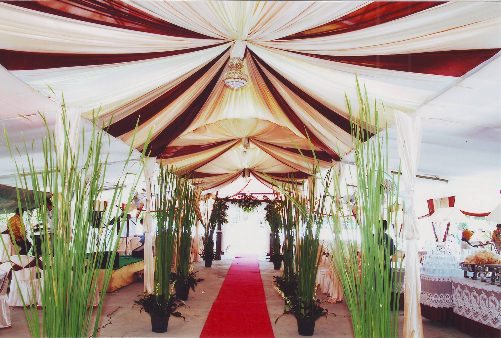 A to Z TENDA PESTA: TENDA SERUT