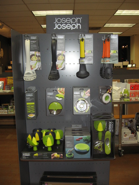 Annie's Art & Frame: Joseph Joseph Kitchen Tools. Great new Kitchen ...