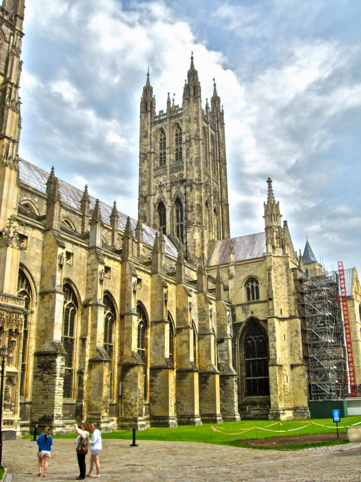 Around British Churches: Canterbury Cathedral