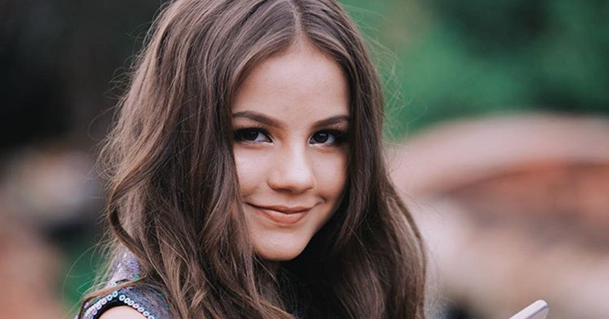 Bela Fernandes Wallpapers