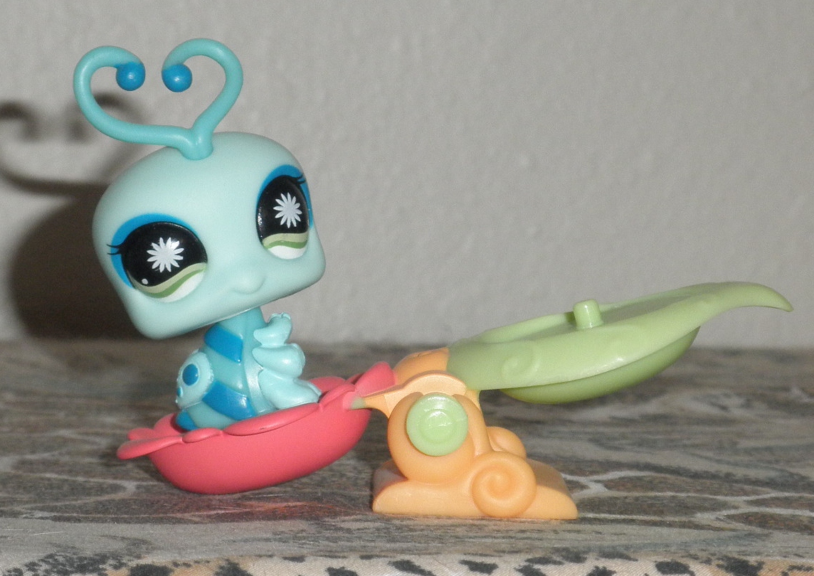 Collectomania: LPS Love Bugs