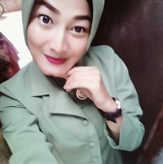 Galeri Video Bokep Mesum Dewasa ABG nakal Berhijab