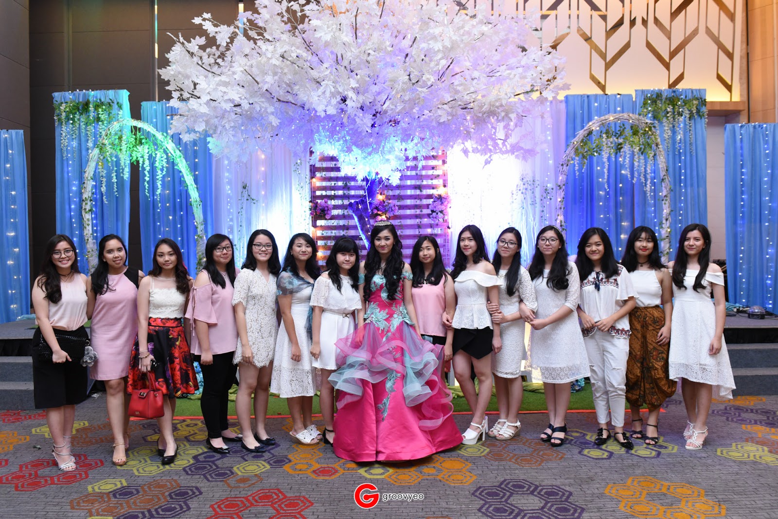 Groovy Event Organizer: Nadya Sweet 17 Birthday Party