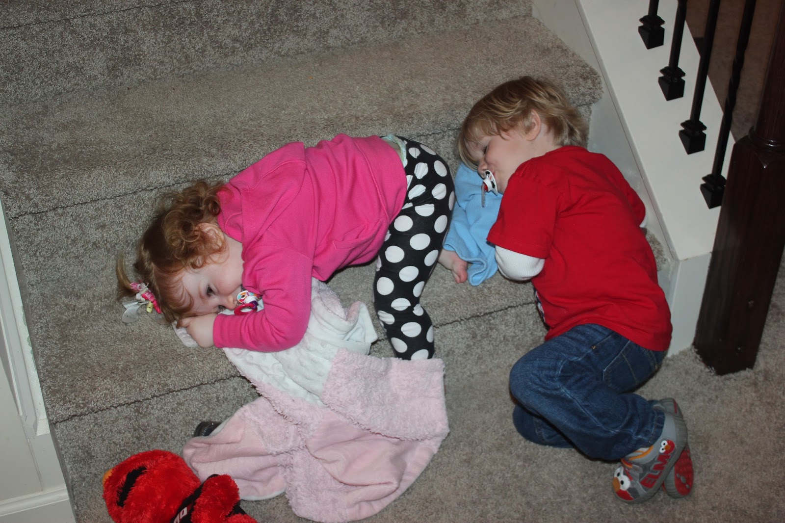 Crafty In The Chaos: An Elmo Birthday Party