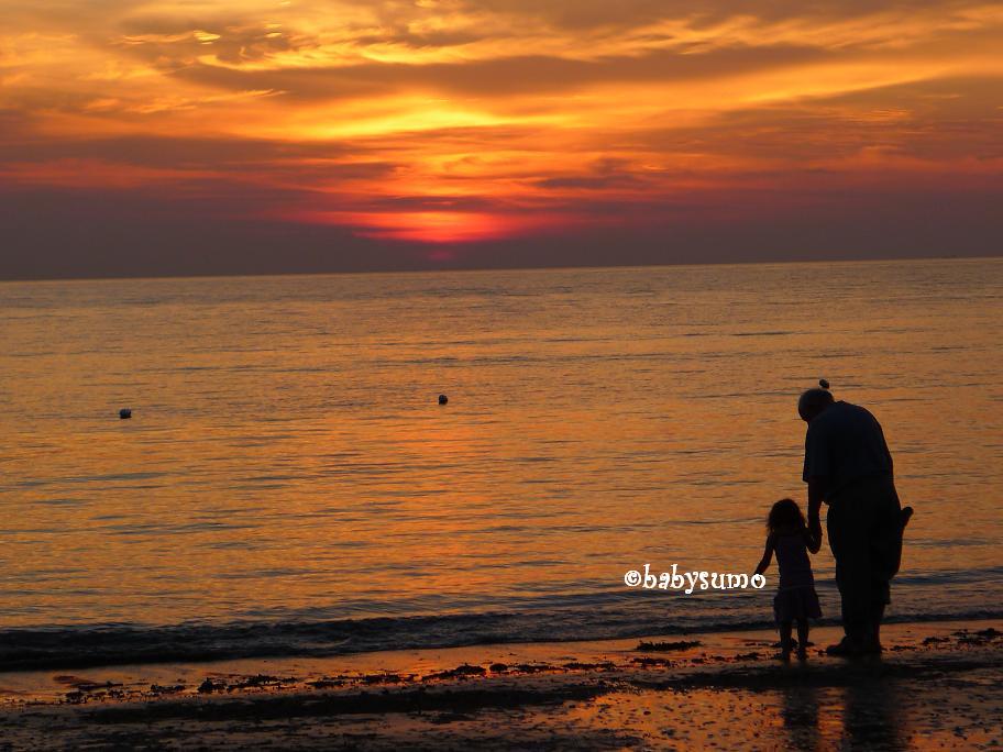 Baby Sumo Photography: Watching the Sunset - Port Dickson, Malaysia